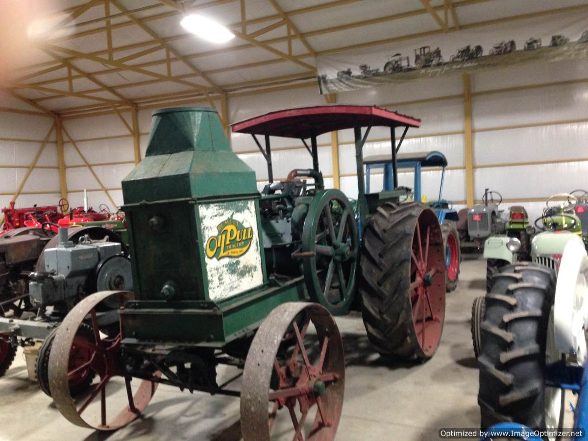 PHOTOS - Northern Ohio Antique Tractor Museum